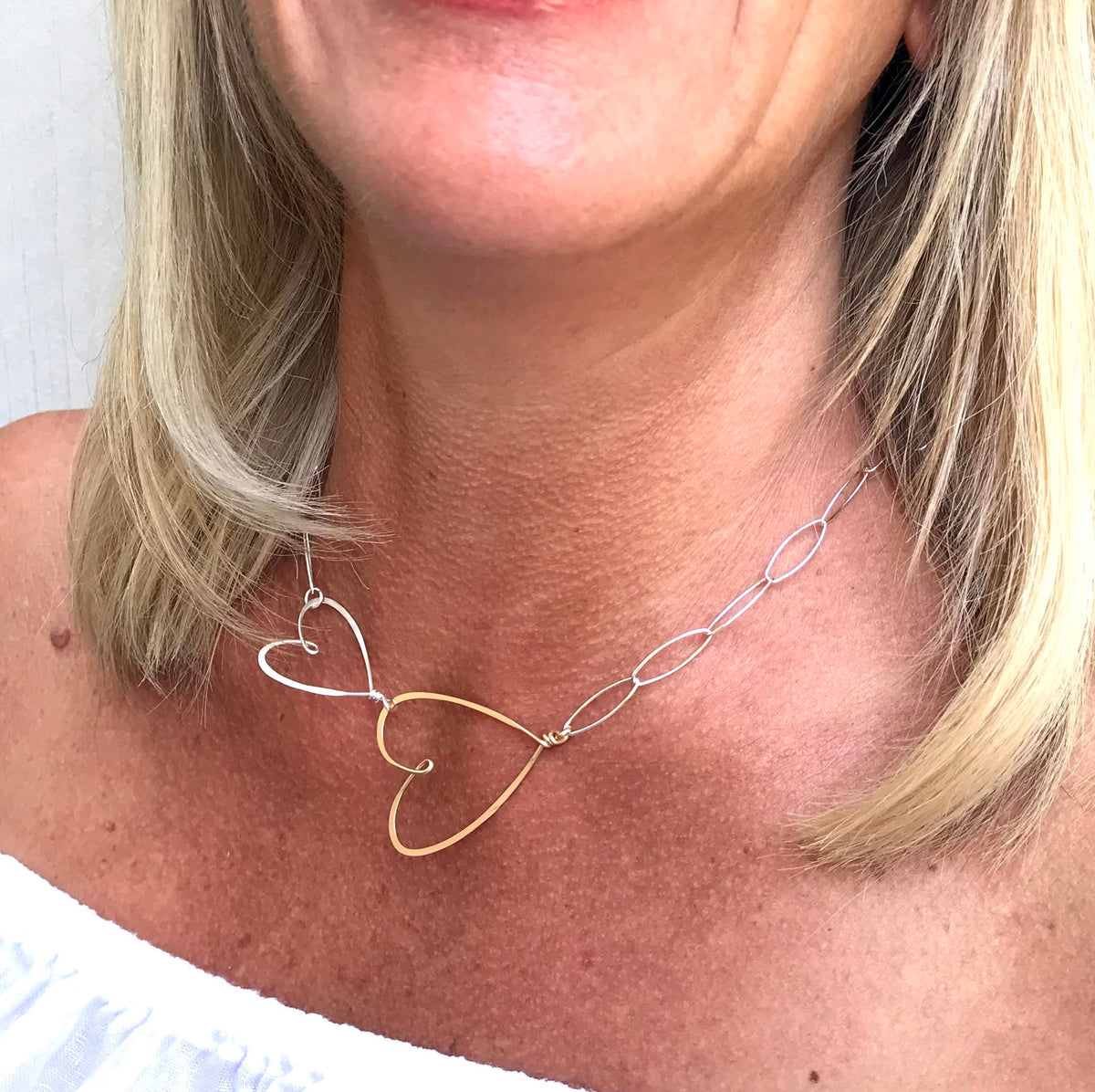 Customize a Gift For Mom This Year – Beth Jewelry