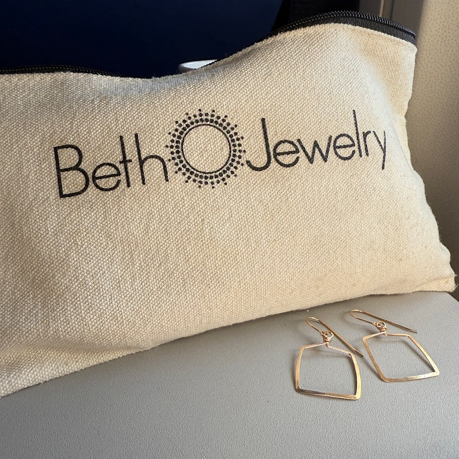 Organize and Store Your Jewelry – Beth Jewelry