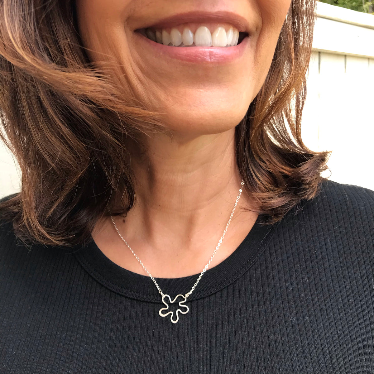 Small Flower Necklace – Beth Jewelry